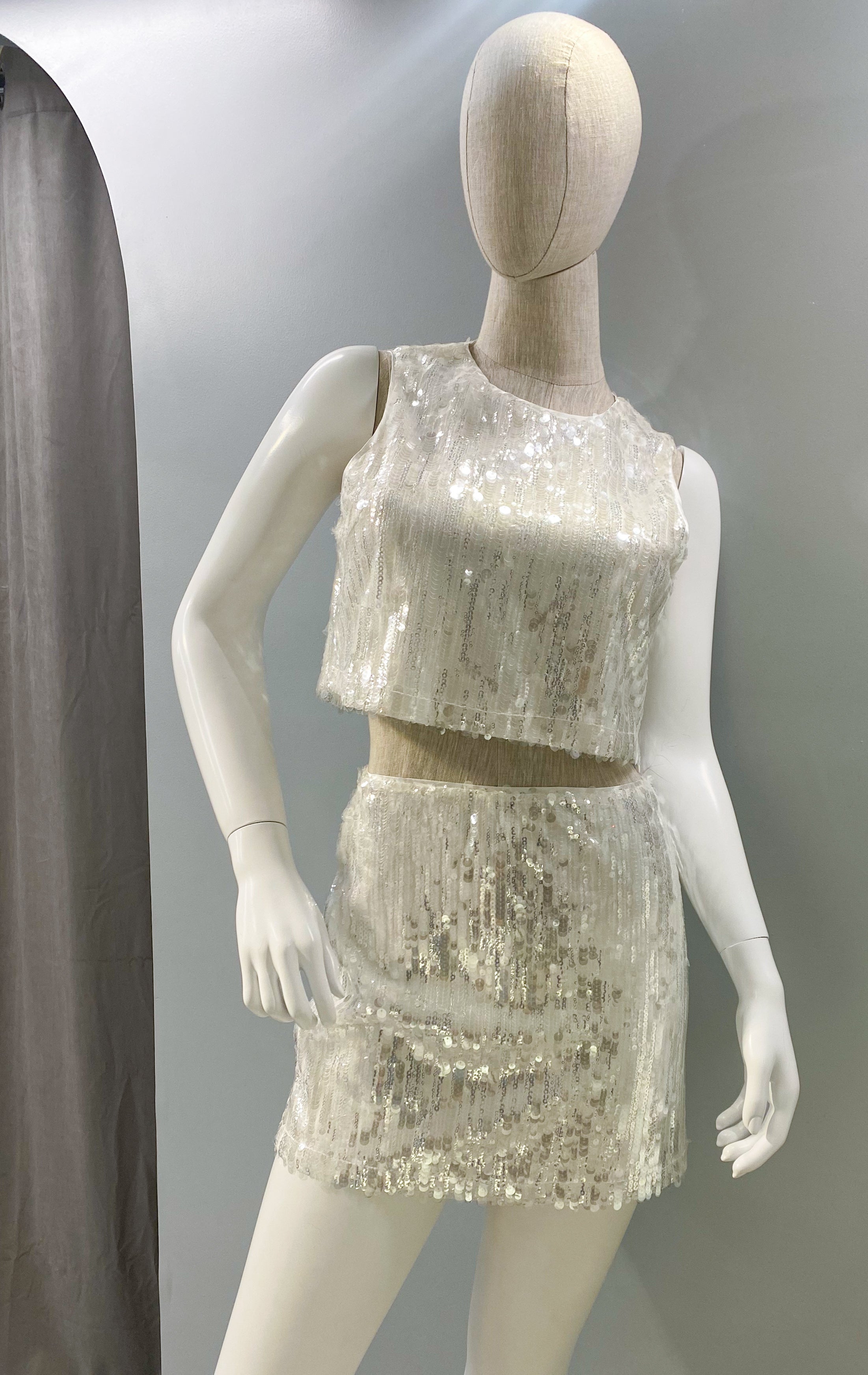 CHER SET – La Grace Galerie
